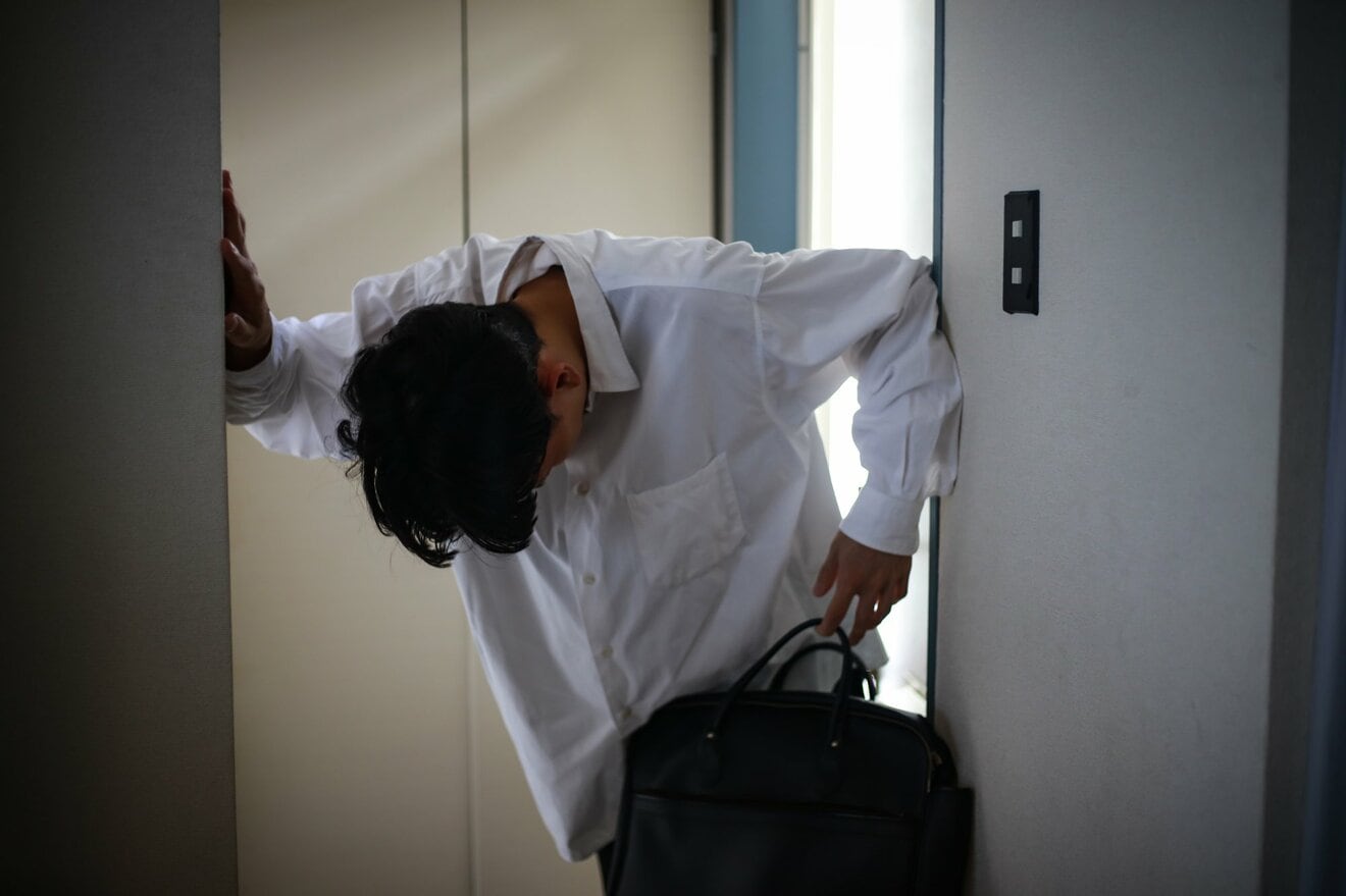 夜遊びばかりの上に義母ファーストな夫…我慢を続けた女性が離婚を決意した「決定的な理由」(1/4) | Finasee（フィナシー）