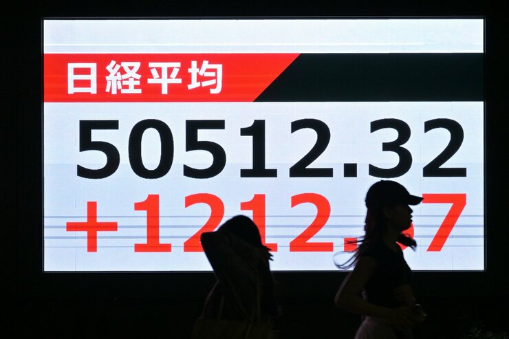 マネックス証券の売れ筋で国内株は「ブル型」で強気、「純金ファンド」がトップ10から消える | finasee Pro