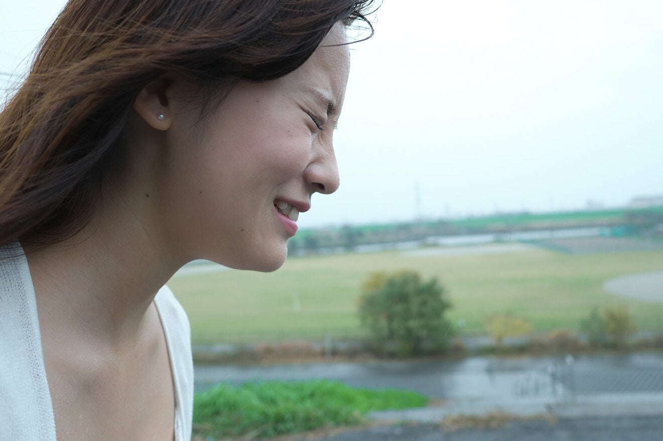 「川に入るの嫌」怖がる息子にしびれを切らし、川へ入った夫を襲った「あり得ない悲劇」(1/3) | Finasee（フィナシー）