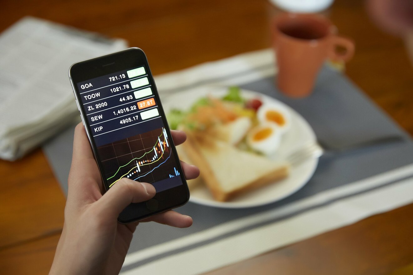 安定配当の超優良株の転落…ほったらかし投資の“落とし穴”(1/3) | Finasee（フィナシー）